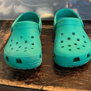 CROCS | Shoes | Crocs Unisex Kids Size Green | Poshmark
